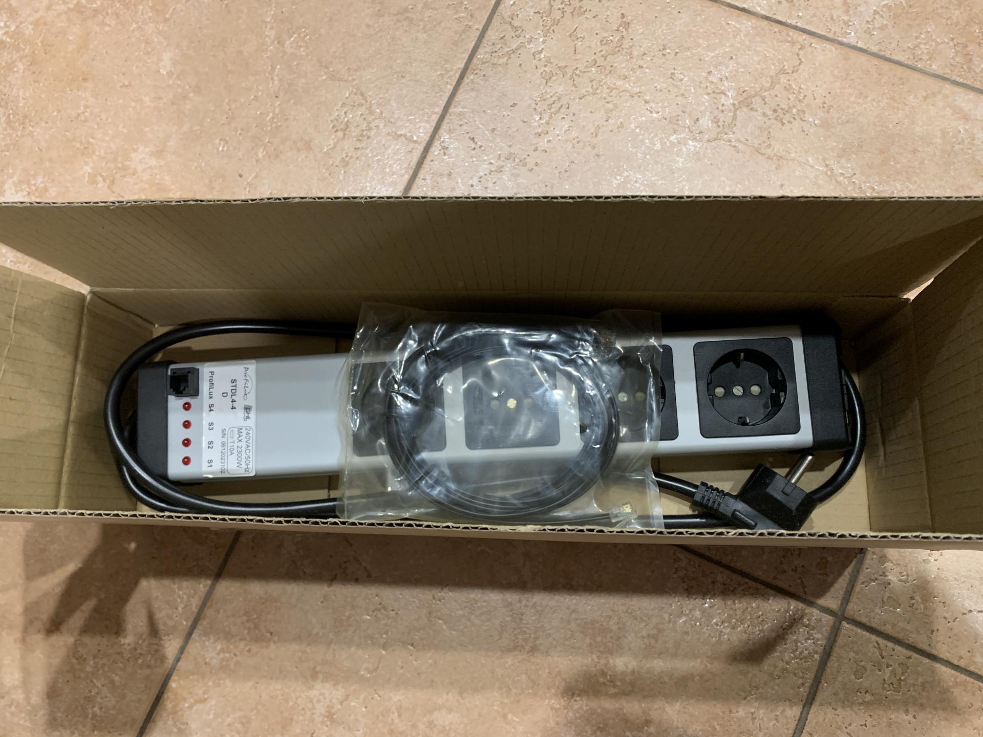 Розетка Profilux GHL 4-fold powerbar Schuko (STDL4-4-D) - БАРАХОЛКА ...